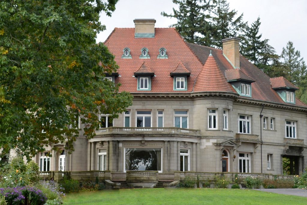 Visit - Pittock Mansion