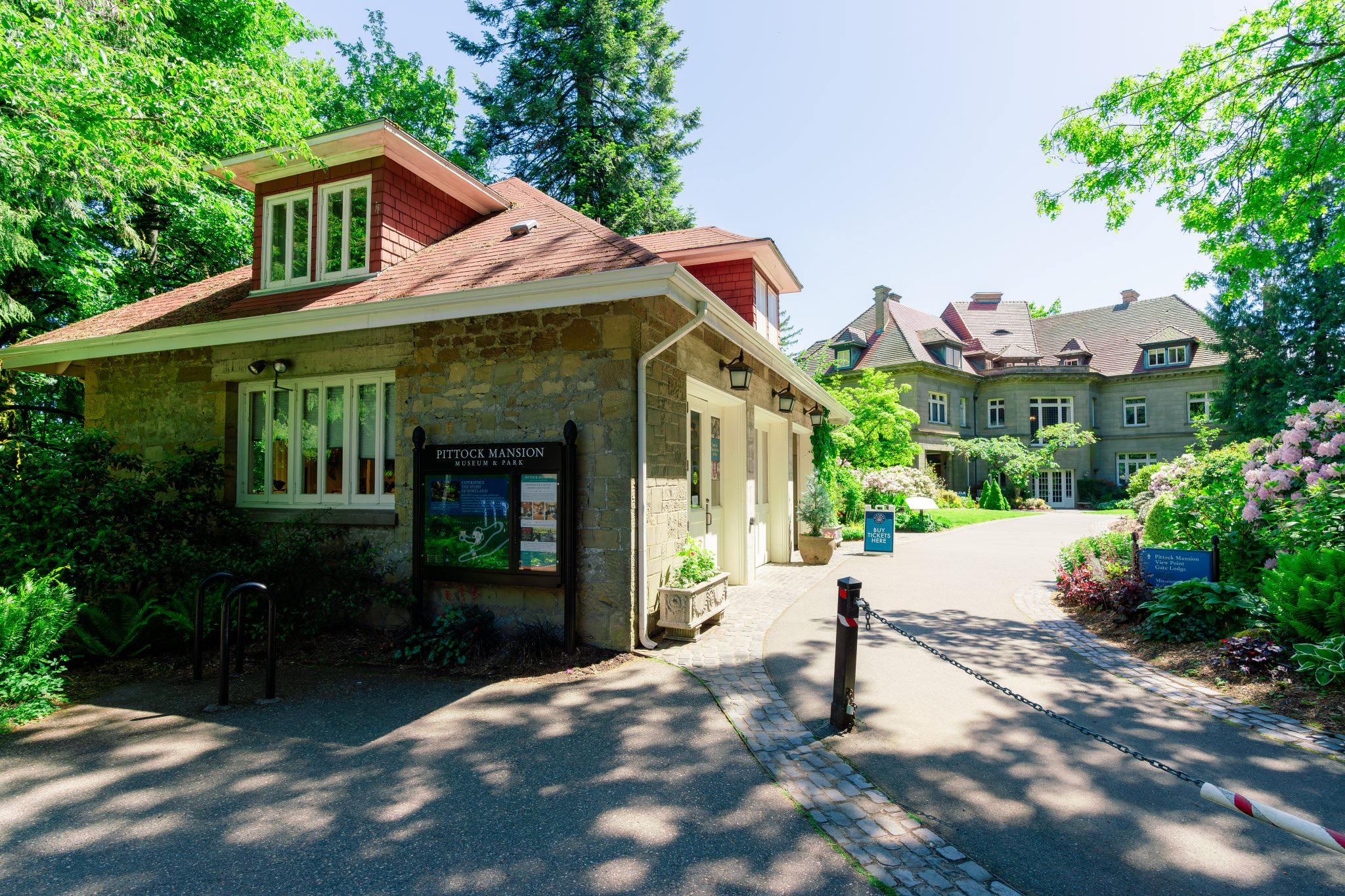 Visit - Pittock Mansion